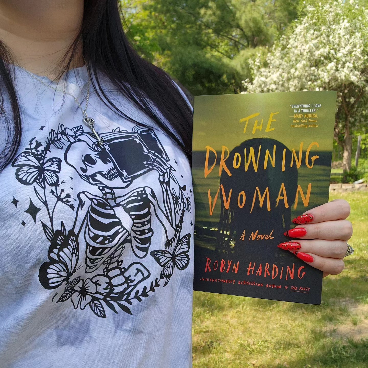 Book Mail – The Drowning Woman by Robyn Harding – Jessicamap Reviews